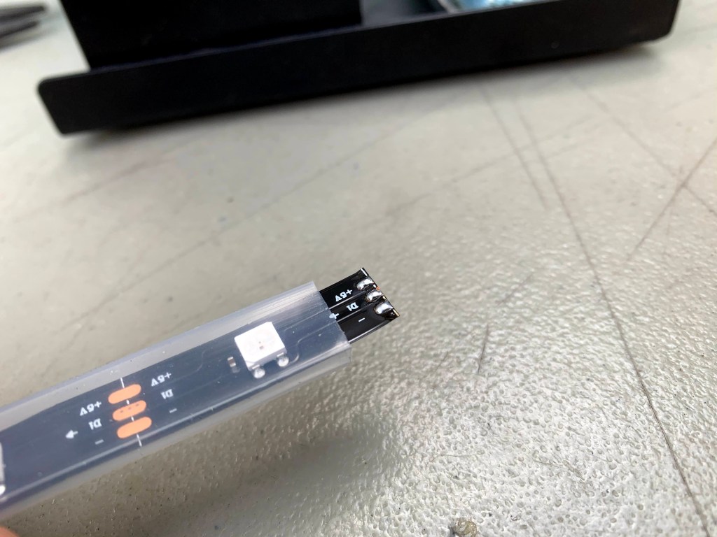 Neopixel LEDs and the micro:bit – For the Love of Learning