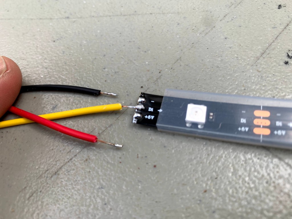 Neopixel LEDs and the micro:bit – For the Love of Learning